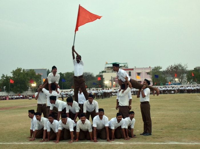 Bhopal News: आरएसएस के प्रशिक्षण शिविर में स्वयंसेवकों को दिया मंत्र, अपने घर से करें पंच ...